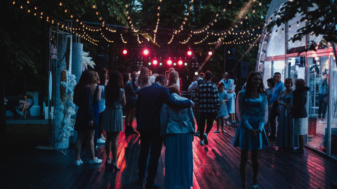 How to Throw a Great Party - Meetup Blog